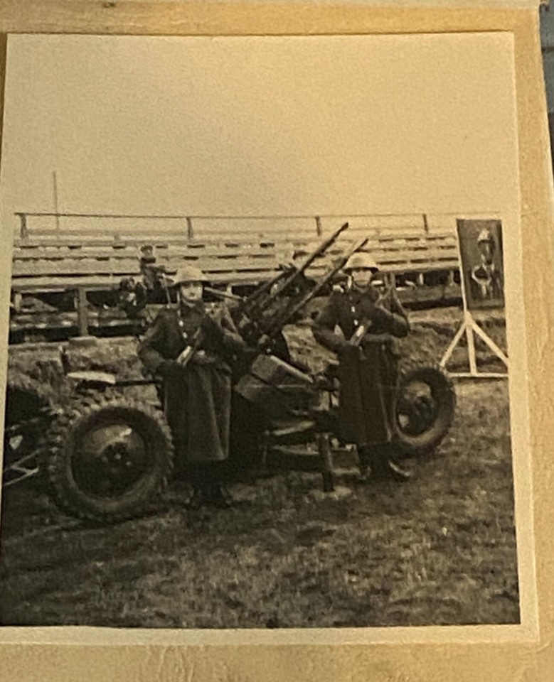 Original Post WW2 German Soldier Small Photo Album.33 Photos. With 88 ...