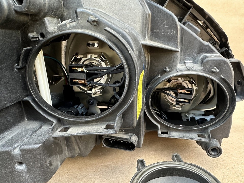 03-06 2003-2006 Mercedes-Benz W220 S430 S500 S600 S55 Bi-Xenon HID ...