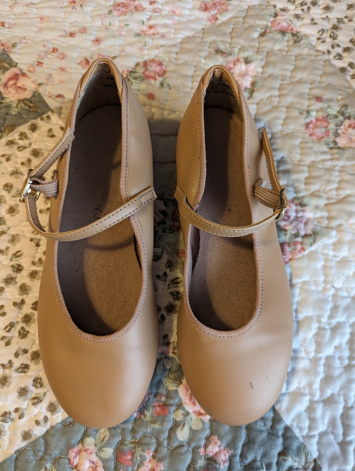 Theatricals Women's 4 1/2 M Tap Shoes Nude Tan Buckle Low Heel | eBay