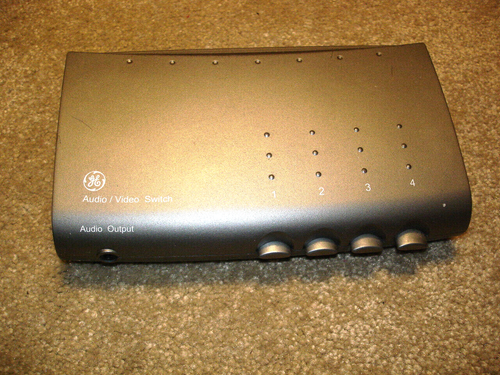 GE Audio/ composite and S-Video 4 Input switcher AV93294 | eBay