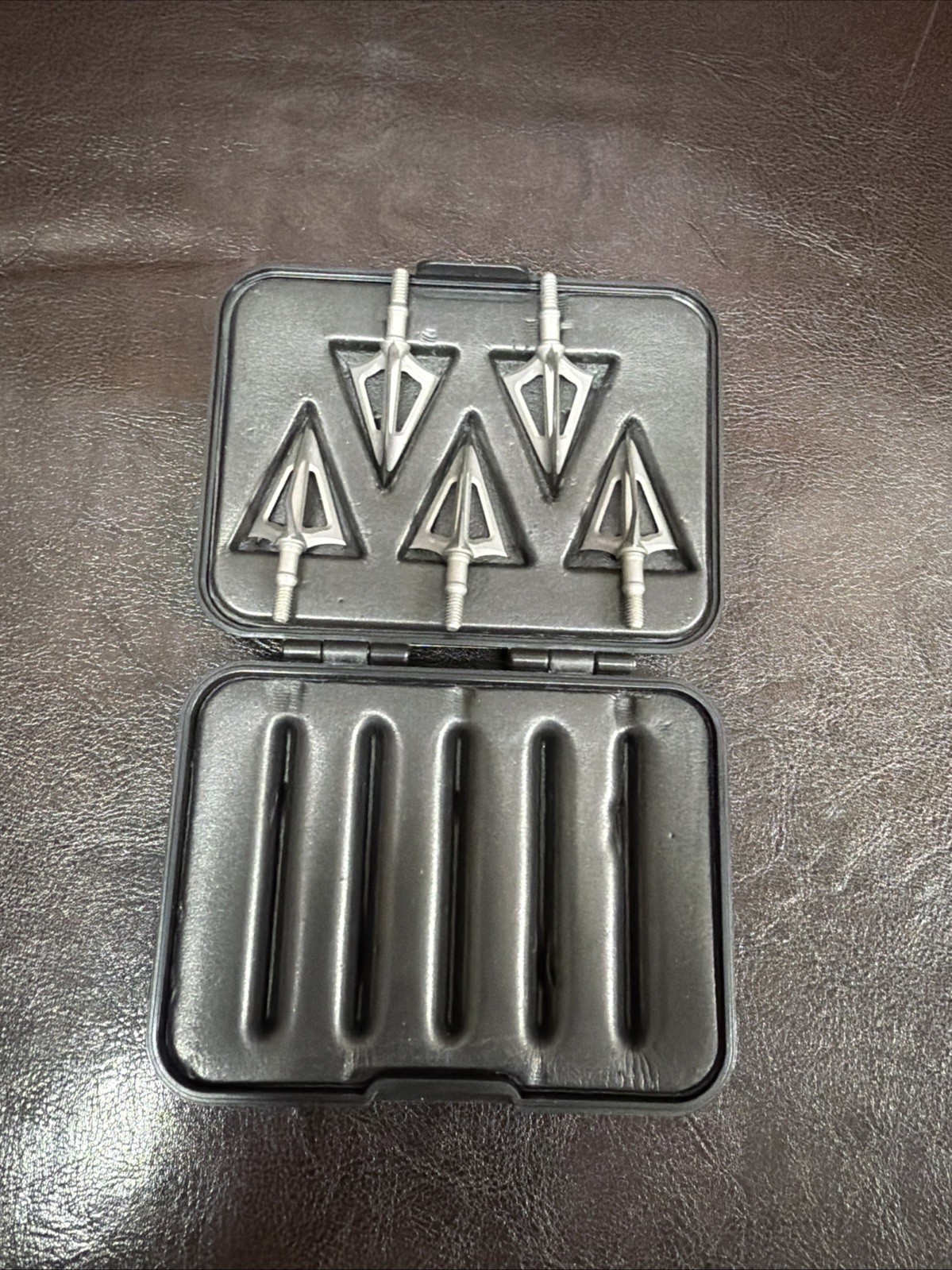 5 Brand New G5 Broadheads In Carrying Case 100 Grain | eBay