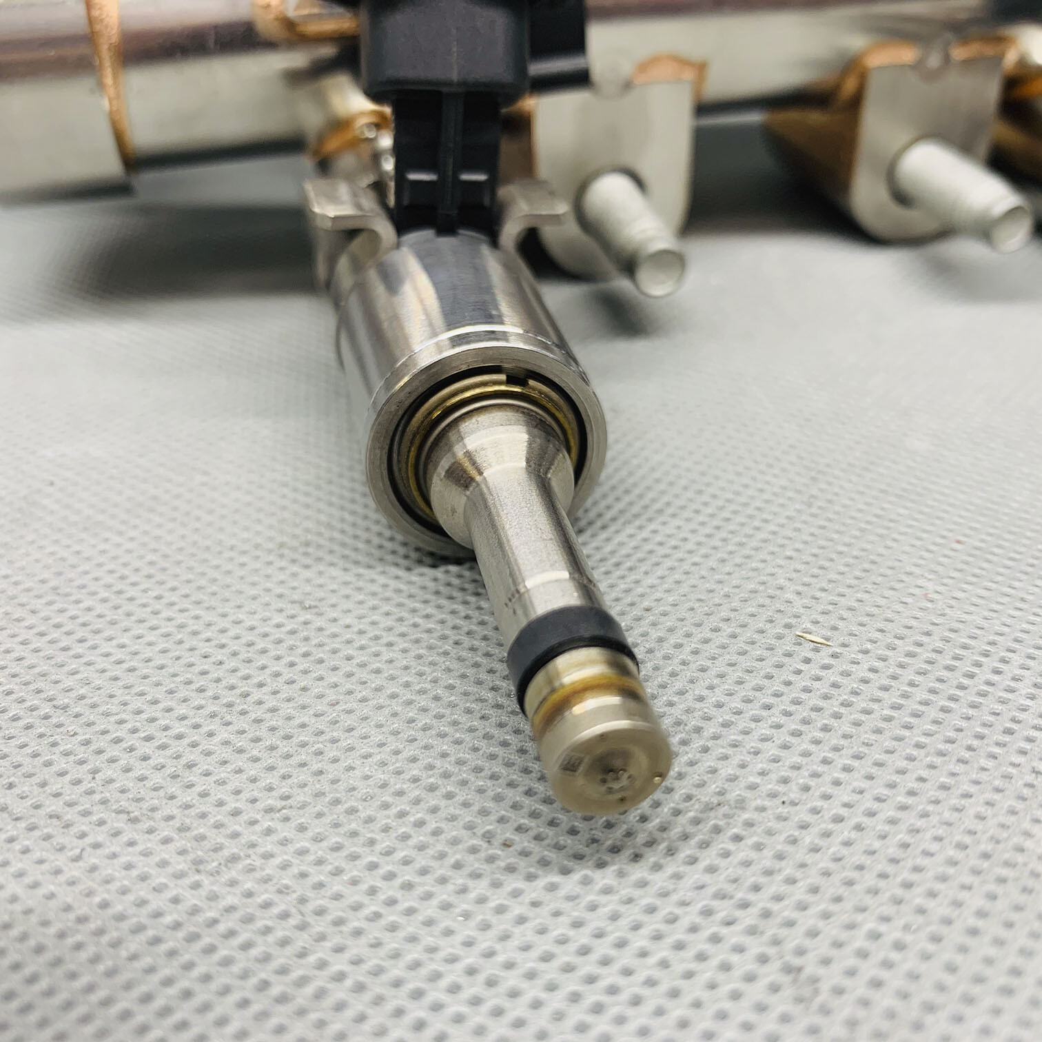 OE Fuel Injection Rail Pipe & 4 Injector Assembly For Buick Regal ...