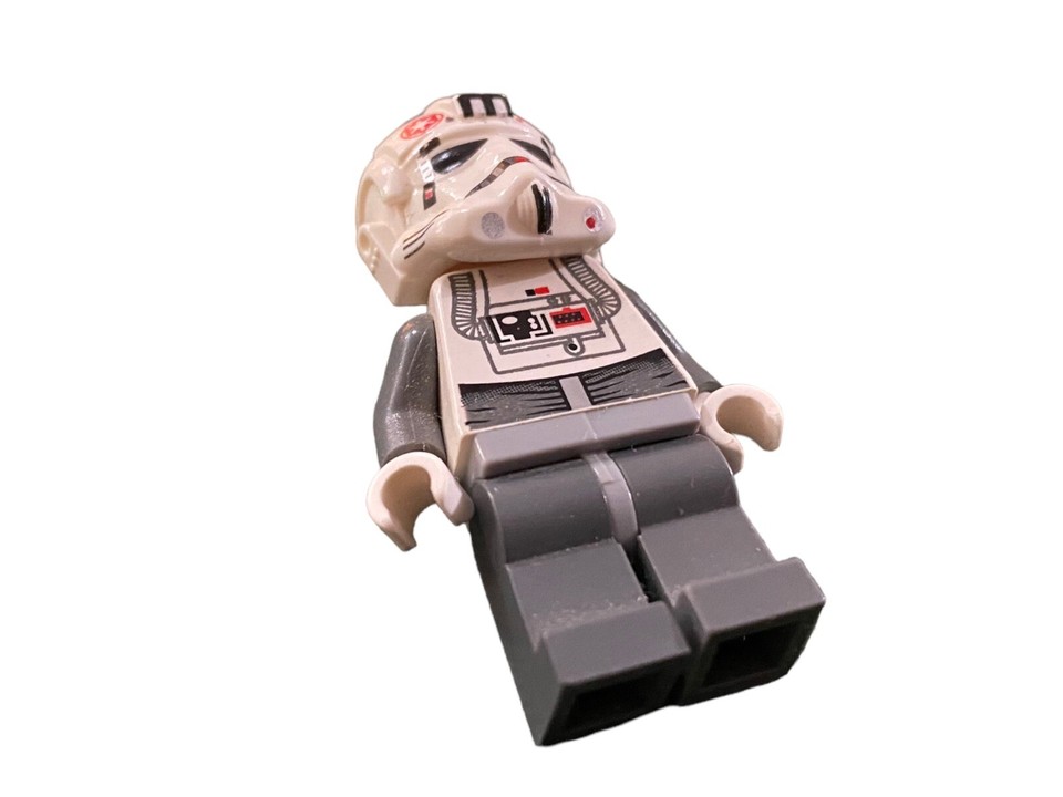 Lego Star Wars AT-AT Driver - Dark Gray Smirking Head Minifigure | eBay