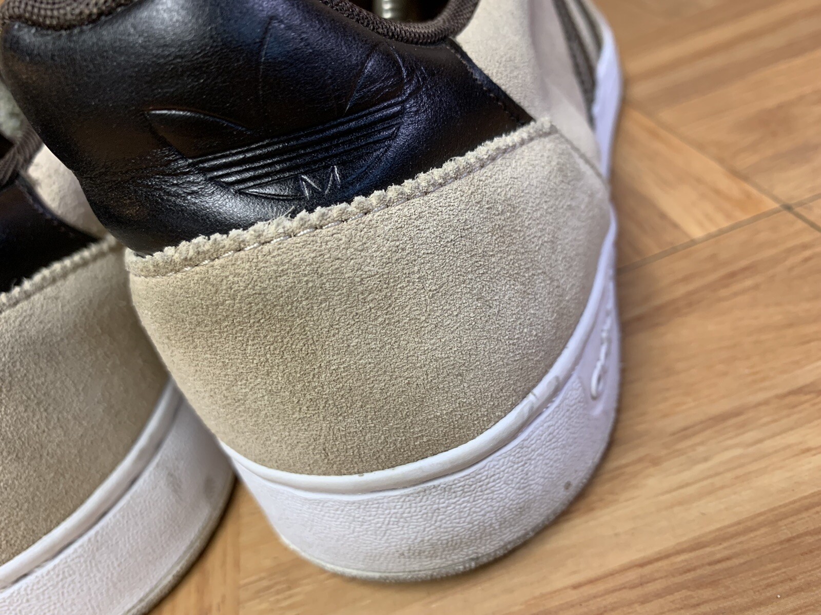 RARE🔥 Adidas Etrusco Tan Suede White Leather Sneaker… - Gem