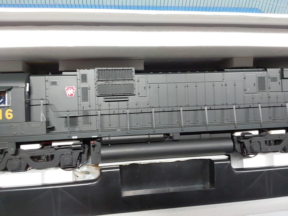 ATLAS TRAINS O SCALE 2-RAIL C630 Locomotive PRR DC/DCC SOUND POWERD ...