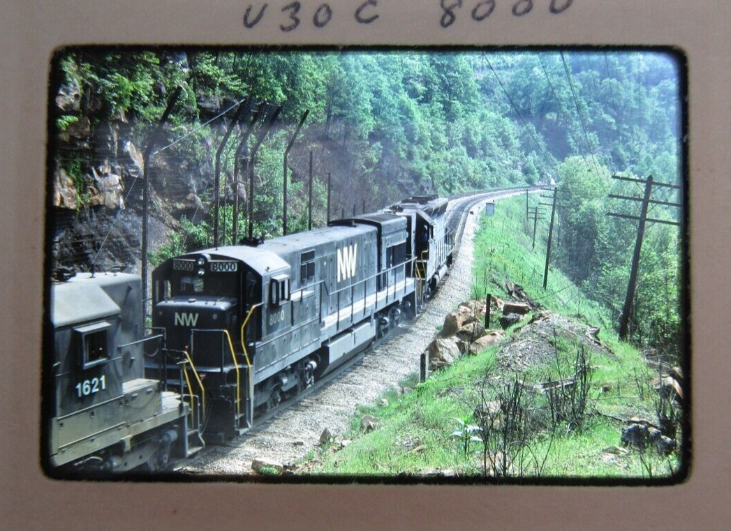 Original '75 Kodachrome Slide NW Norfolk Western 8000 U30C action 43F26 ...