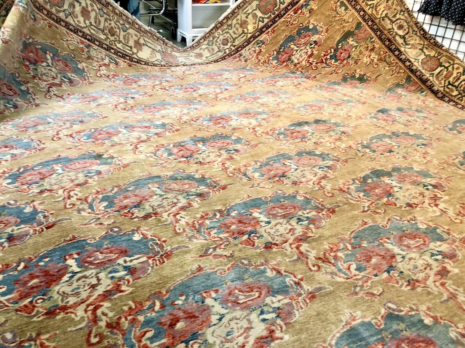 Auth: 1970's Palatial Heriz RARE Square Gul Farangi Beauty Camel 14x14 ...