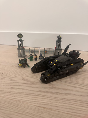 LEGO BATMAN 7787 The Bat-Tank: The Riddler and Bane's Hideout 99.9% ...