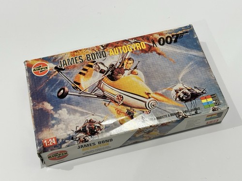Airfix 1/24 James Bond Autogyro 007 Little Nellie You Only Live Twice ...