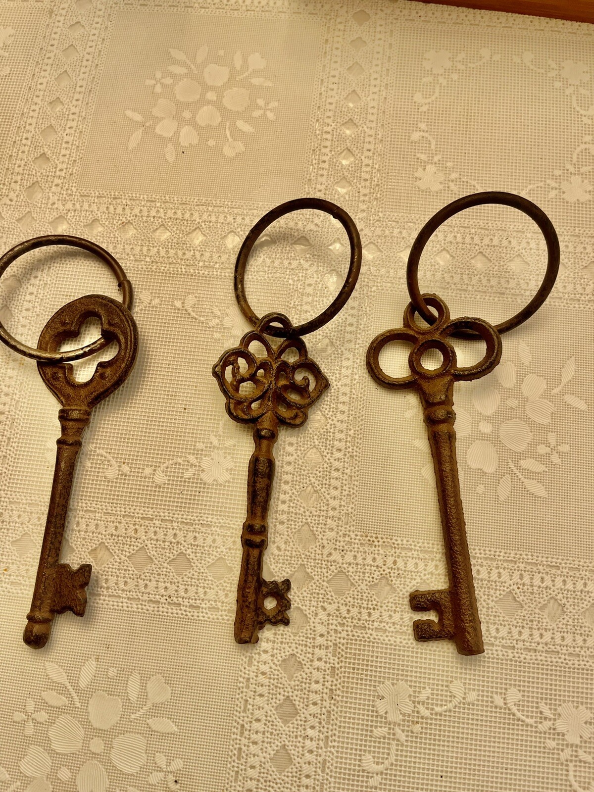 3 Cast Iron keys | eBay