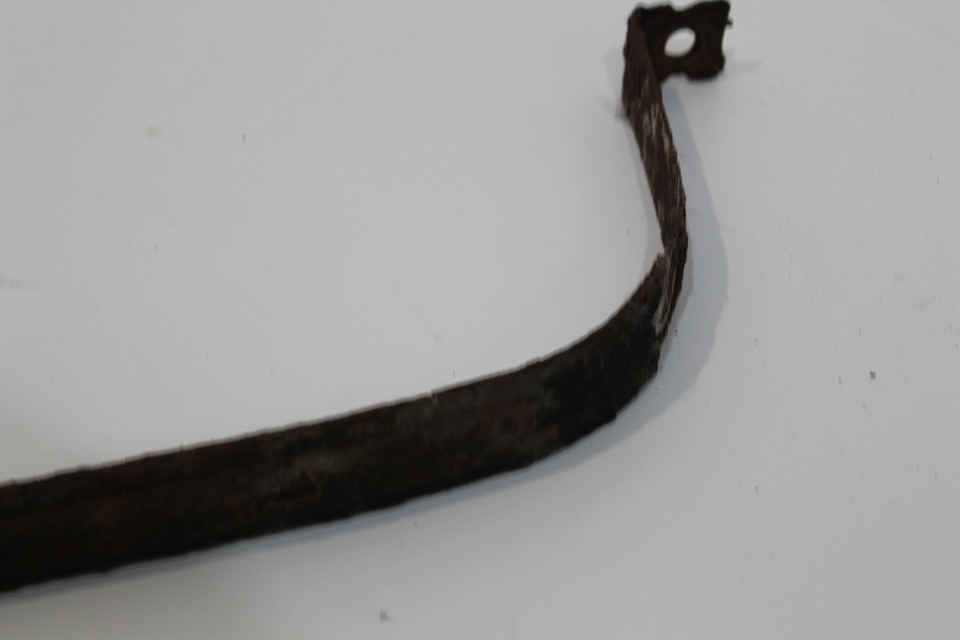Seat Toledo 1M Quattro Fuel Tank Retaining Strap 1J0201655G | eBay UK