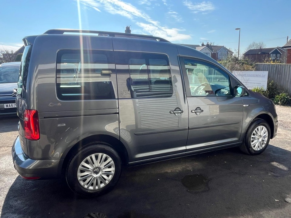 Volkswagen Caddy SWB auto automatic wav wheelchair access accessible ...
