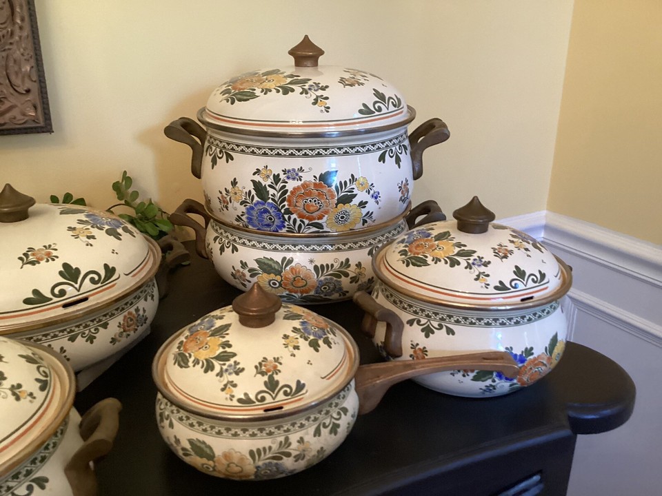 Vintage “ASTA” Cookware Set Brass Handle Enamelware 9 Piece Set W Lids ...