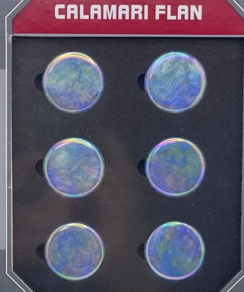 2022 Disney Parks Calamari Flan Coin Star Wars Galaxys Edge Currency ...