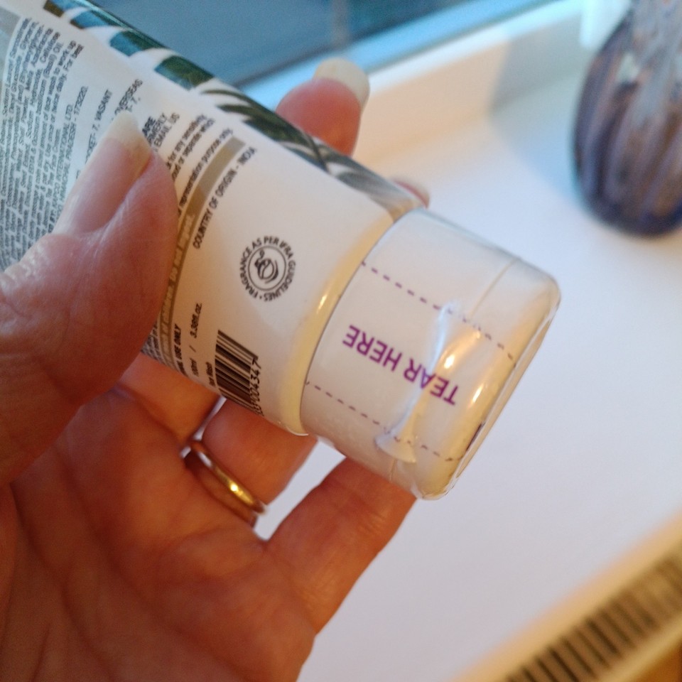 Fabindia Fabessentials Neem Tulsi Moringa Face Wash And Scrub 100ml New ...