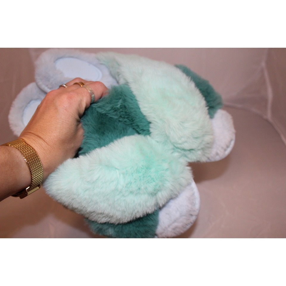 Stars Above Women's Blue Teal Fuzzy Slippers Slide Sandals Cross Size ⅞ ...