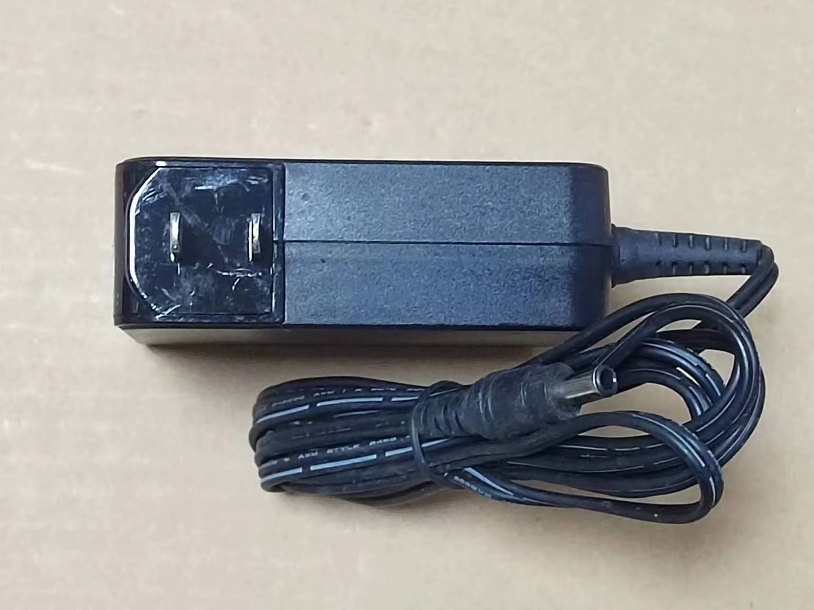 JP NETGEAR 19V 3.16A 60W Charger (100-120V)AC Adapter Power AD2003F10 ...