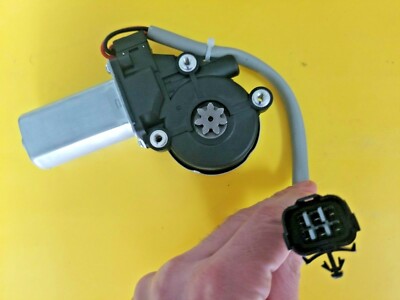 NEW Tailgate Window Lift Motor Rear Fits 05 06 07 Toyota Sequoia SUV | eBay