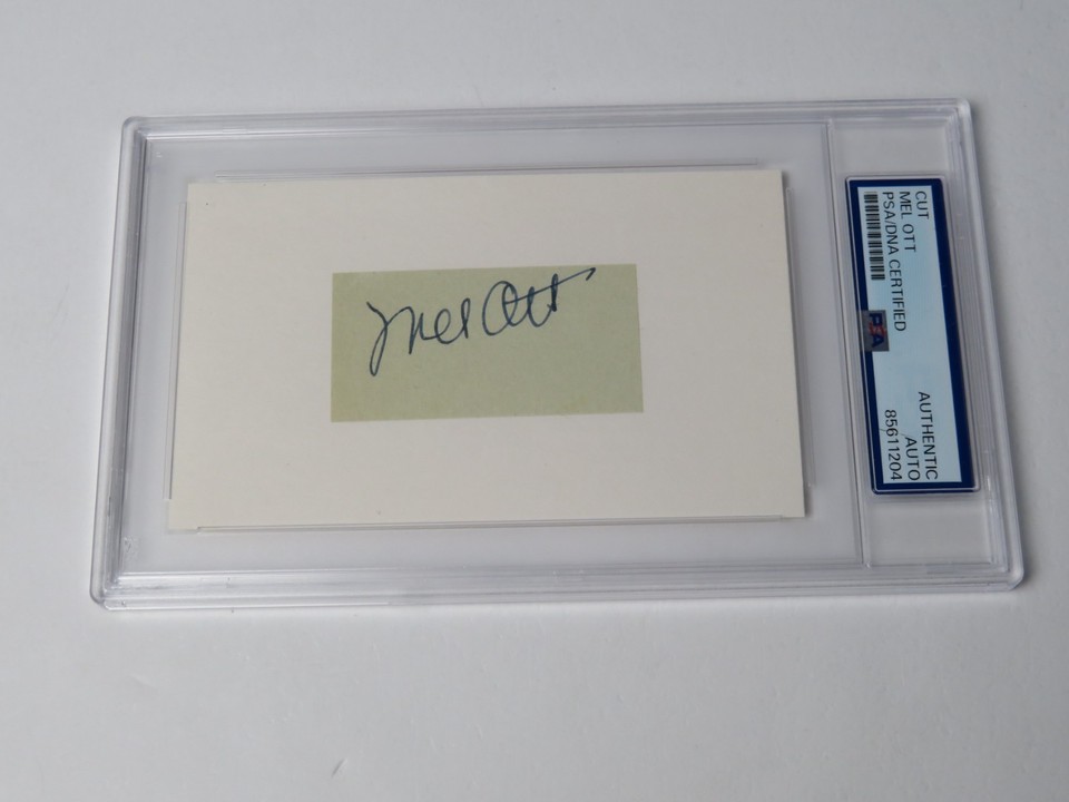 Mel Ott GIANTS HOF Signed Autograph Auto Cut Page Index Card Slab PSA ...