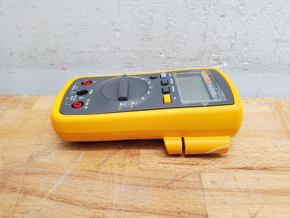 Fluke 112 True RMS Digital Multimeter Clean Tested W/ CASE | eBay