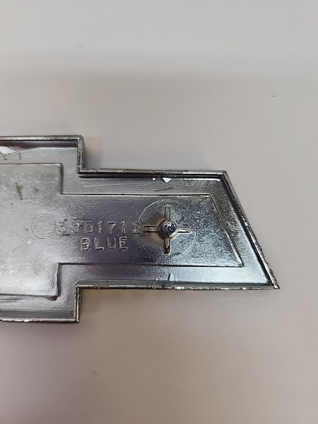 OEM GM Grille Emblem 715625 1983-84 Chevrolet 60 Series B60 School Bus ...