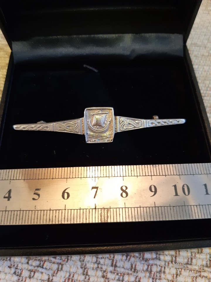Hallmarked Alexander Ritchie Iona Sterling Silver Viking Long Boat Bar ...