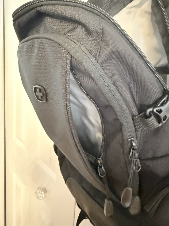 BLACK Swiss Gear Airflow 3598 Backpack With Tablet Laptop 18” Pocket | eBay