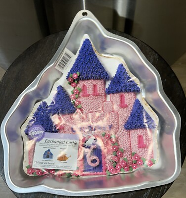 Wilton Enchanted Castle Cake Pan 1998 Old Stock #2105-2031 with Insert ...