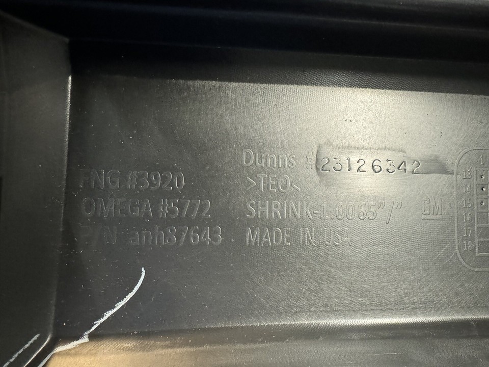 OEM Front Bumper Filler Panel w/o Skid Plate 2014-2015 Silverado Sierra ...