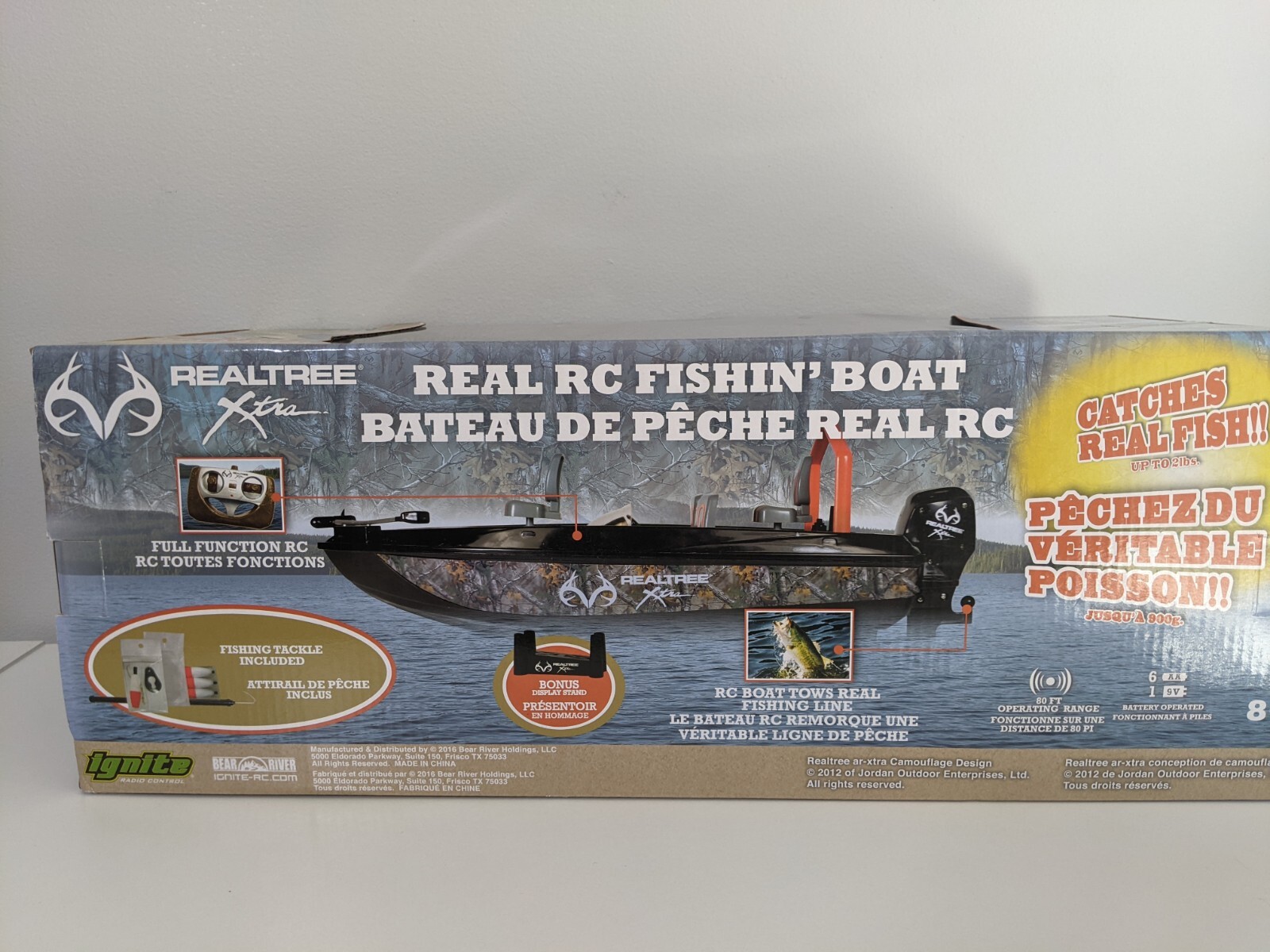 Realtree+Xtra+RC+Fishing+Boat+Catches+Real+Fish+up+to+2lbs+2012 for ...
