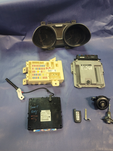 2012 - 2014 Hyundai Veloster Turbo ECM, BCM & Ignition Switch ...