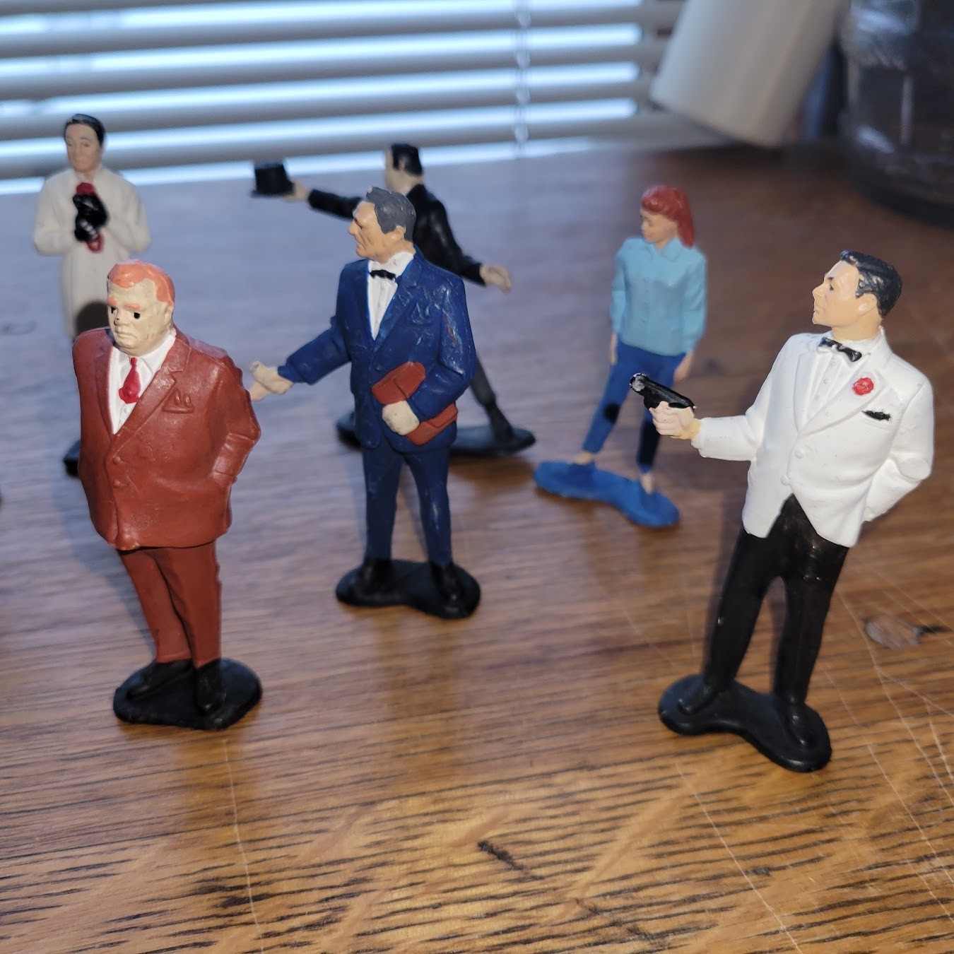 Set of (8) different 1965 Gilbert JAMES BOND 007 3" figures ..from ...