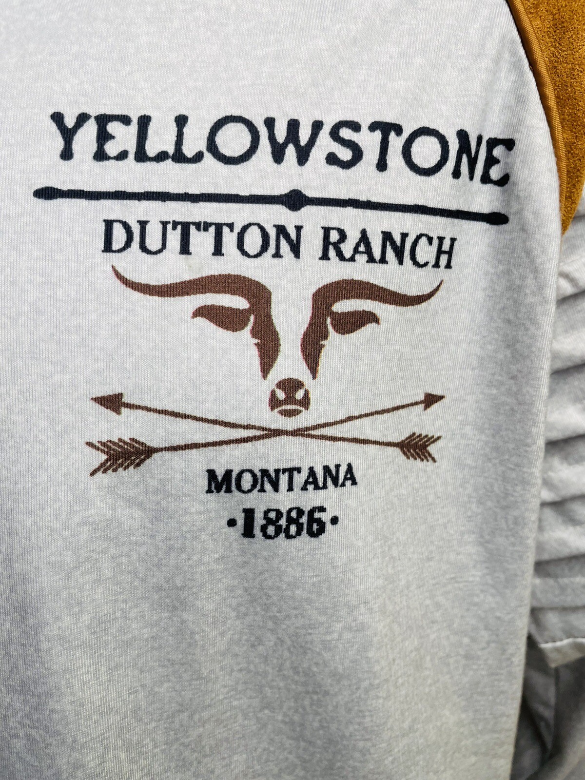 MENS YELLOWSTONE DUTTON RANCH GRAY LONG SLEEVE BUTTO… - Gem