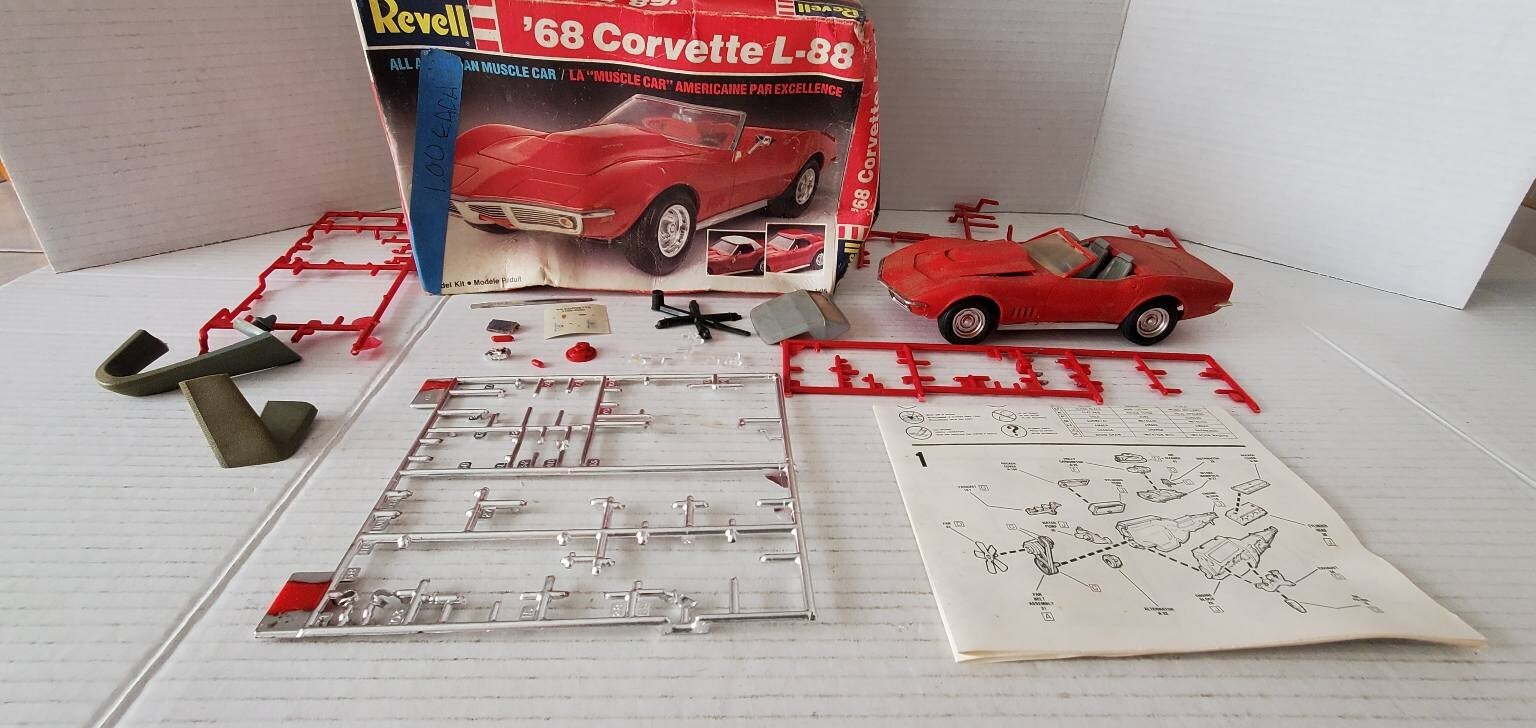 Revell 1/24 1968 L-88 Corvette Model Kit Open Box Model is built as ...