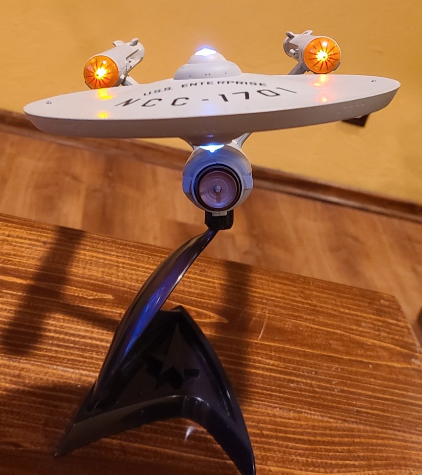 Star Trek Starship Legends Diamond Select Art Asylum USS Enterprise NCC ...