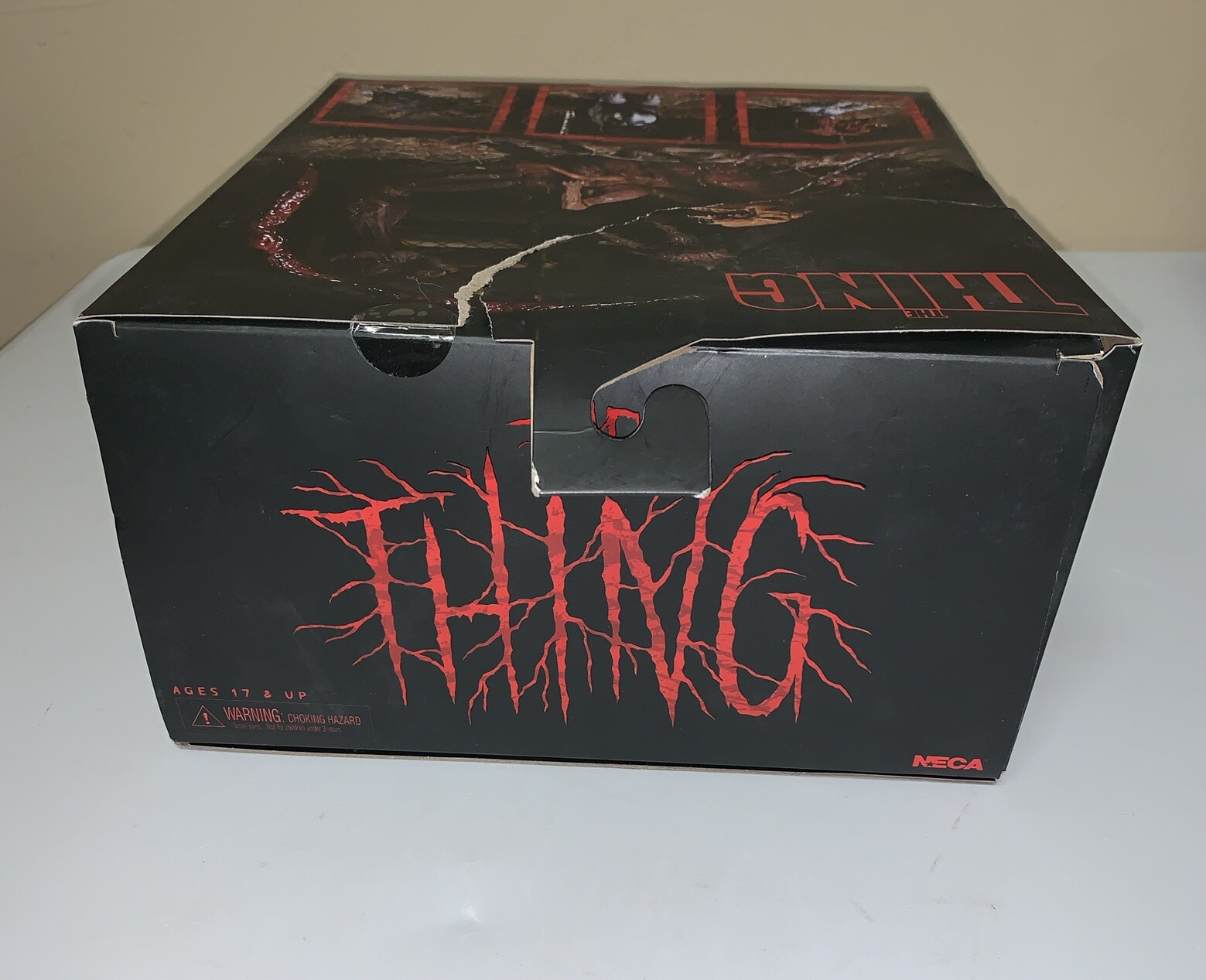The Thing - THING Dog Creature Ultimate Deluxe 7" Scale Action Figure ...