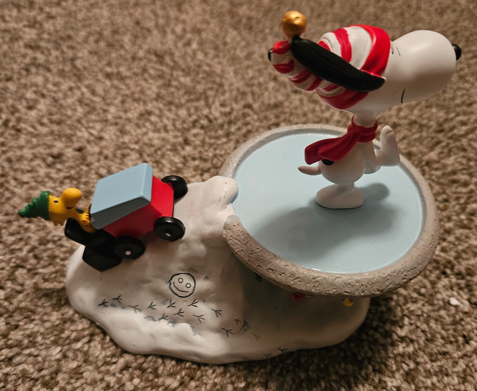 Hallmark Peanuts Gallery Figurine Merry Christmas 2019 Snoopy ...