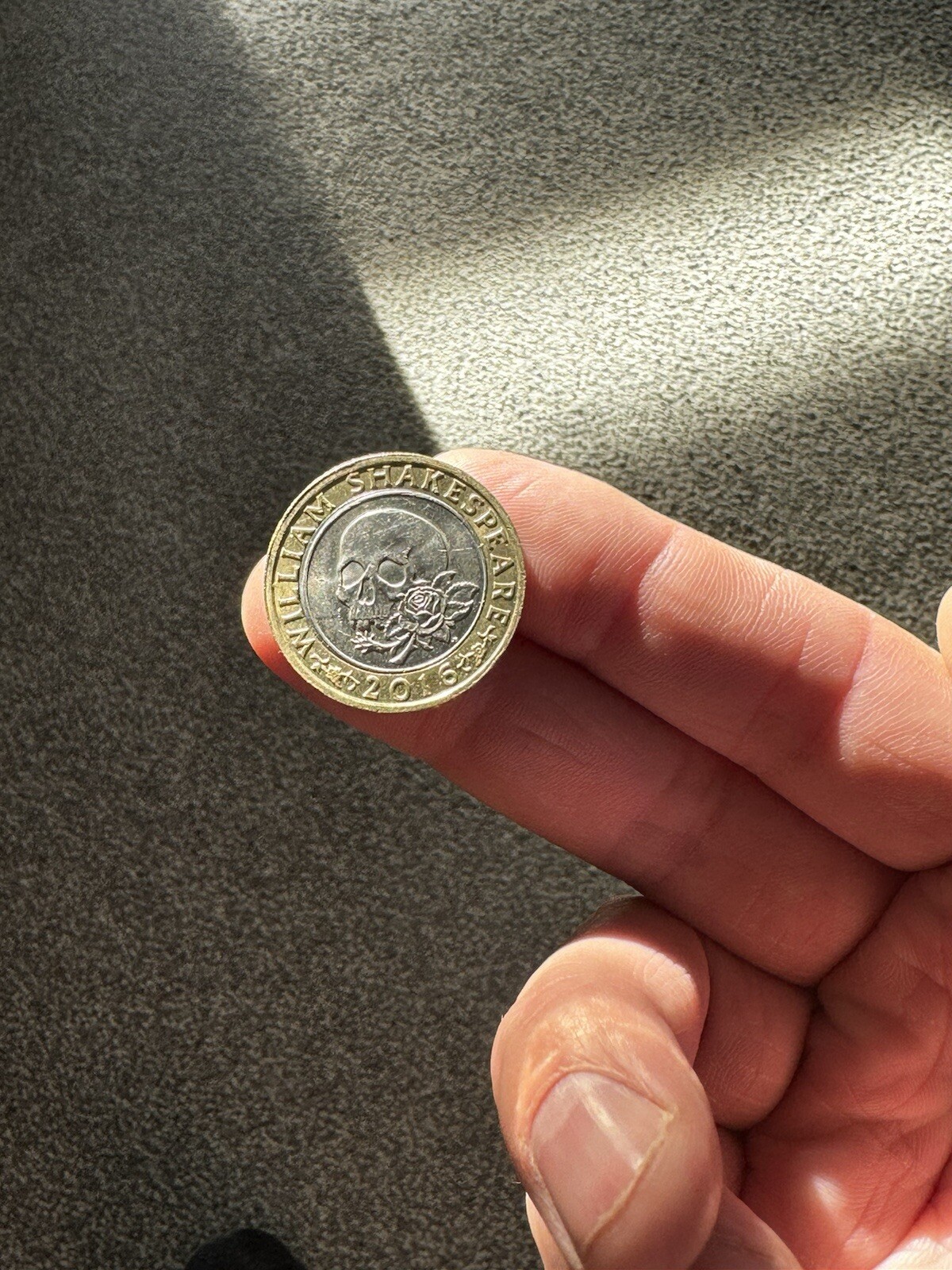 Rare 2 Pound Coin £2 William Shakespeare Macbeth Rose And Skull 2016 ...