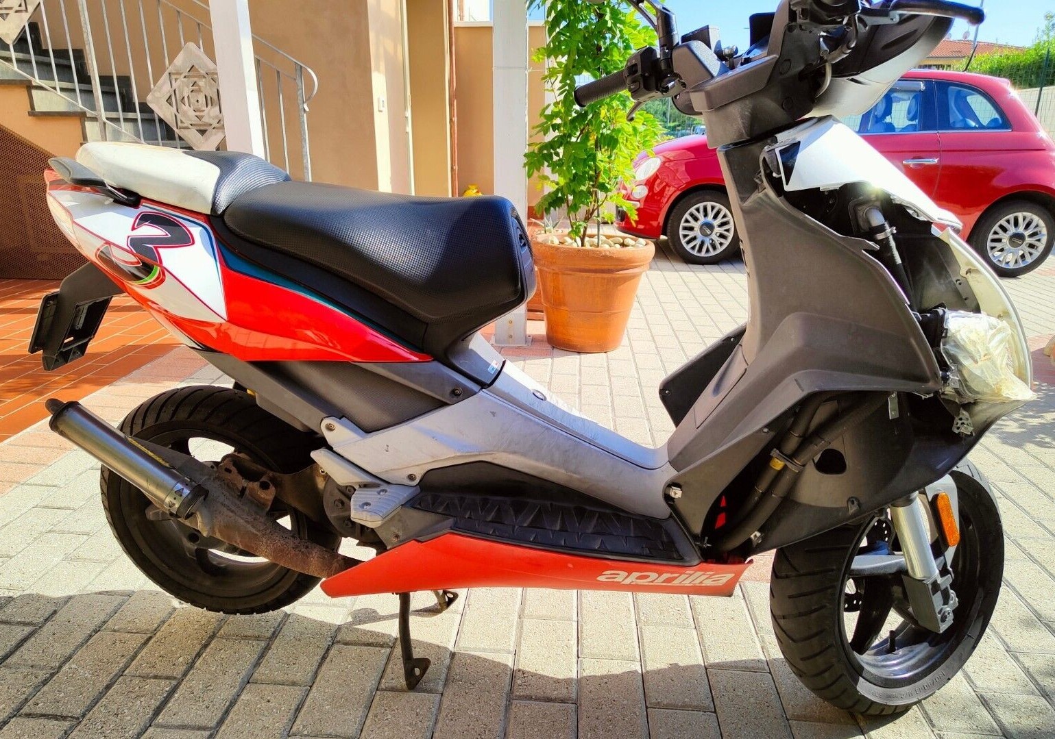 Motorino 50cc Bianco in buone condizioni - Marca Aprilia Piaggio - In ...