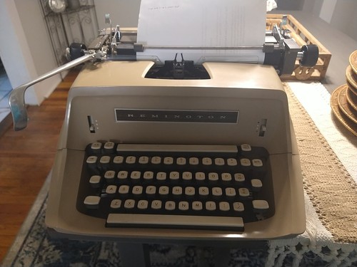 Vintage 1970 Remington Fully Functional Working Typewriter w Ink | eBay