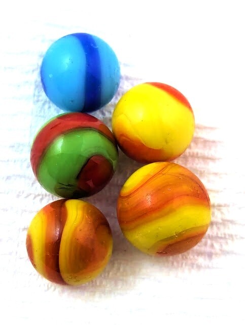 Collection of Akro Agate Corkscrew Prize Name Marbles, Vintage Marbles ...