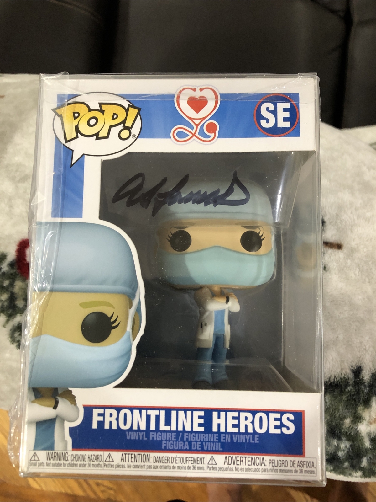 Funko Pop “FRONTLINE WORKER” SIGNED by Anthony Fauci SUPER RARE! Comes ...