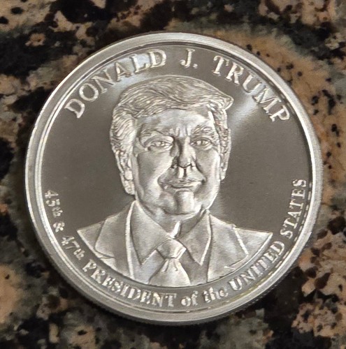 DONALD J. TRUMP 45th AND 47th PRESIDENT .999 SILVER COLLECTORS ROUND w ...