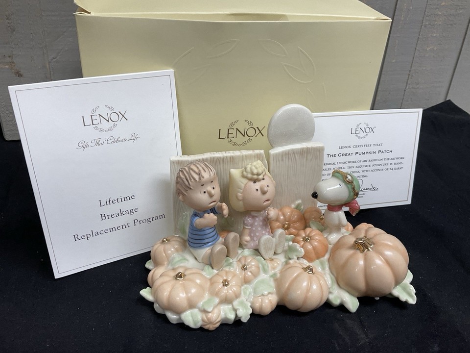 Lenox Peanuts Halloween 'The Great Pumpkin' Figurine Linus Lucy Snoopy ...