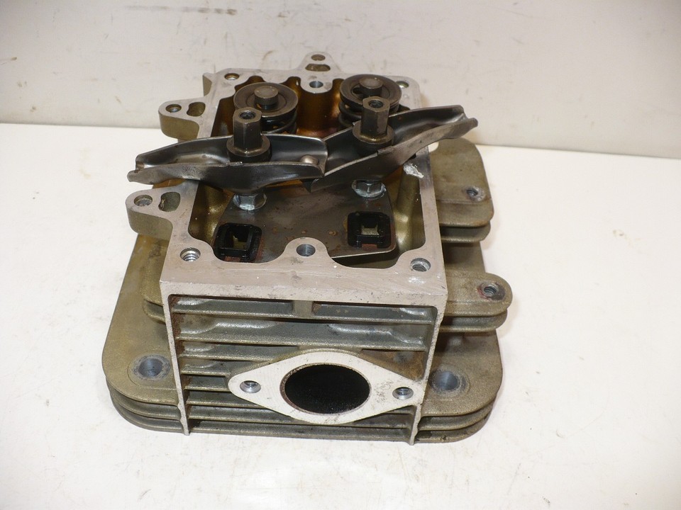 BRIGGS AND STRATTON 287707 0224 01 ENGINE CYLINDER HEAD IN USED ...