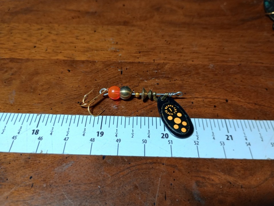 Mepps Killer Kit Box With Black Fury fishing lure lot Bass Muskie ...