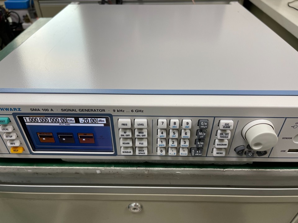 Rohde & Schwarz SMA100A 9kHz - 6GHz Analog Signal Generator _ 103071-aV ...