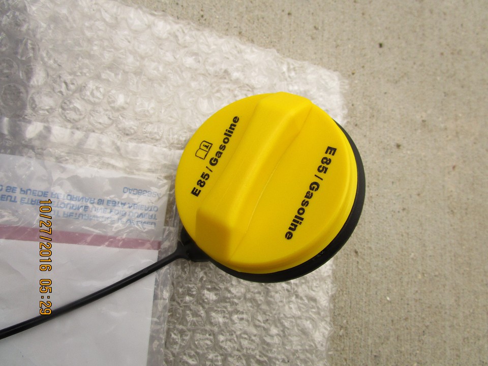 09 - 10 PONTIAC G6 BASE GT GXP SE FUEL GAS TANK FILLER CAP WITH TETHER ...