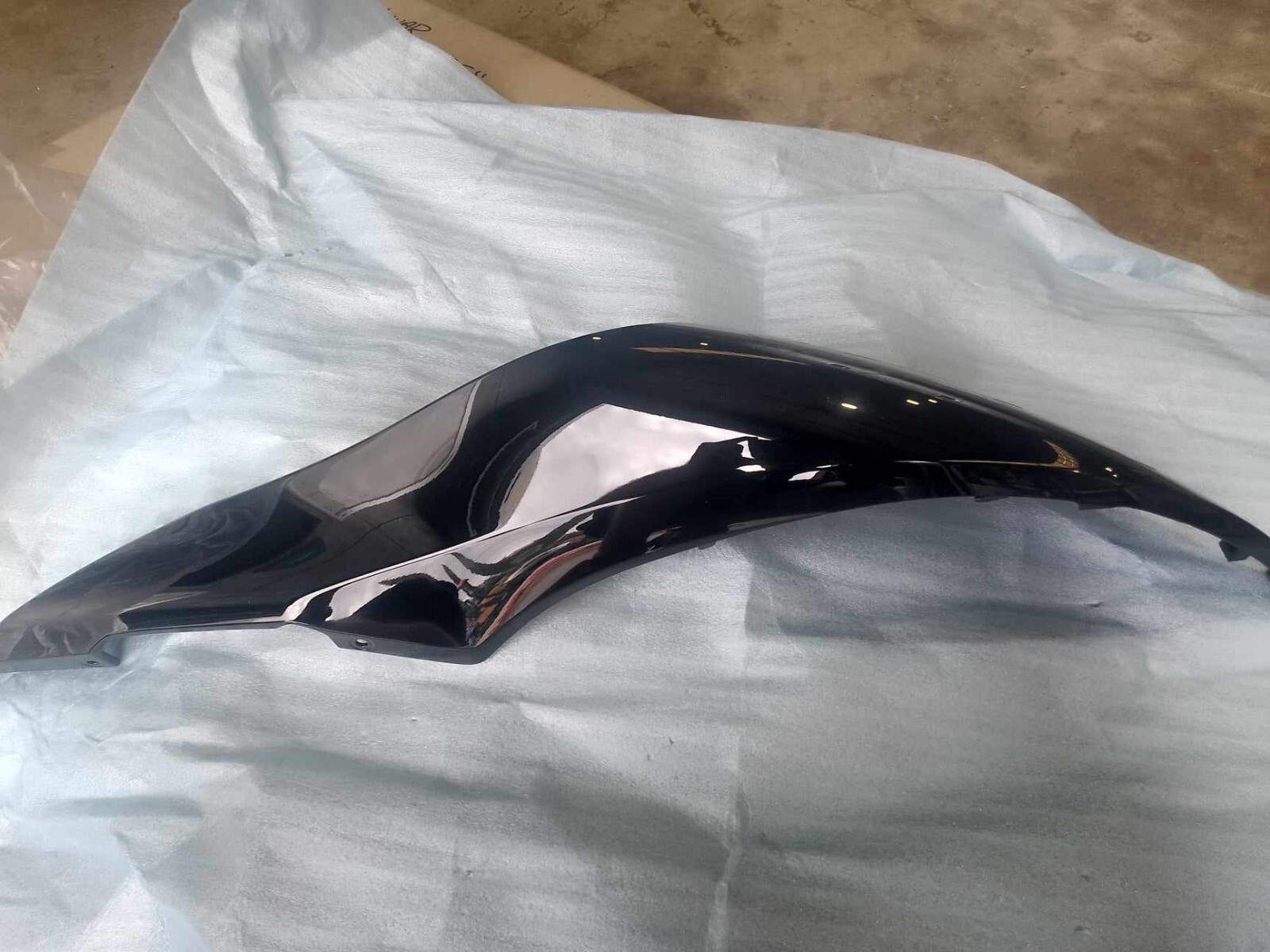 GENUINE SUZUKI HAYABUSA 22-23 Left Rear Frame Cover 47330-10L00-YVB ...