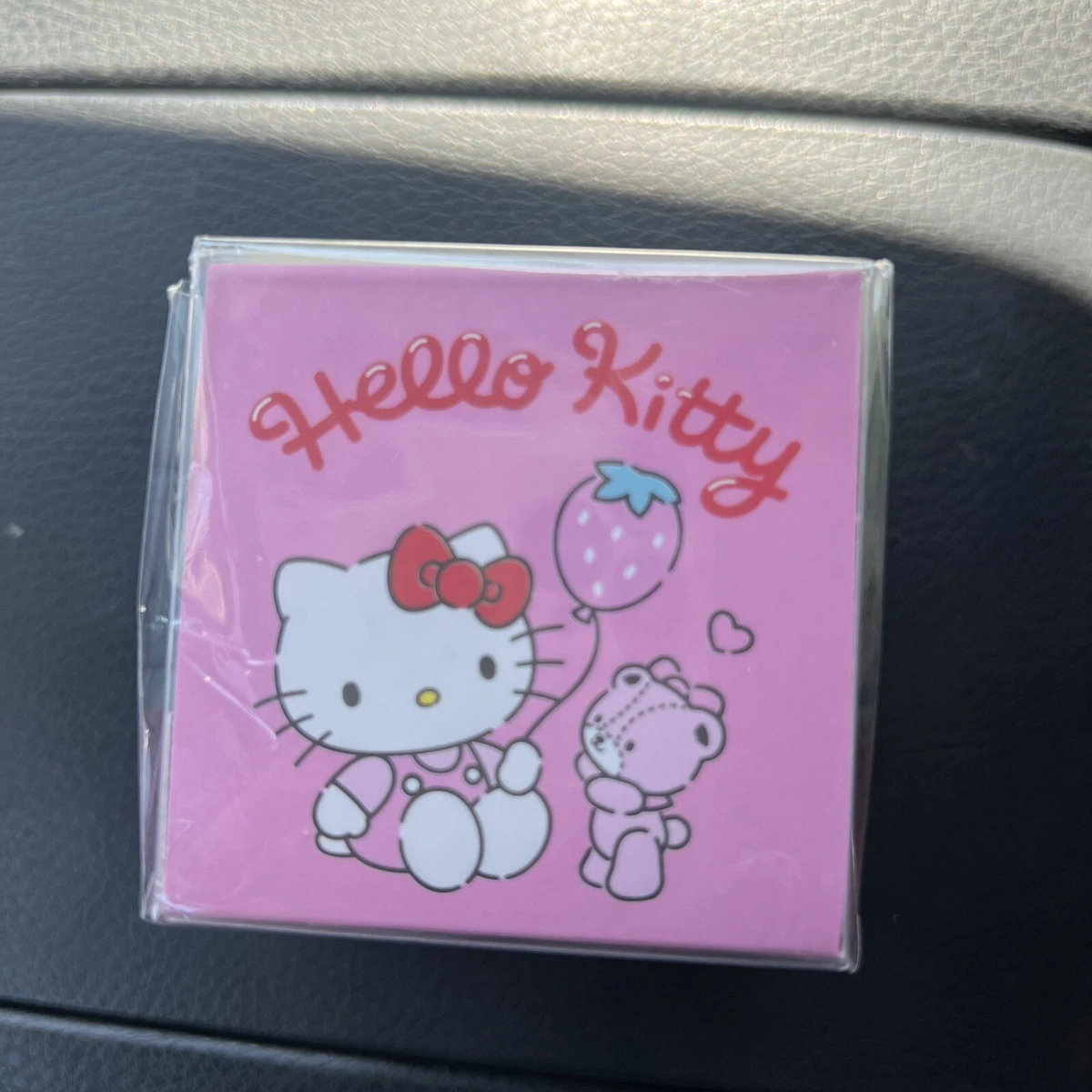 Hello Kitty Cube Car